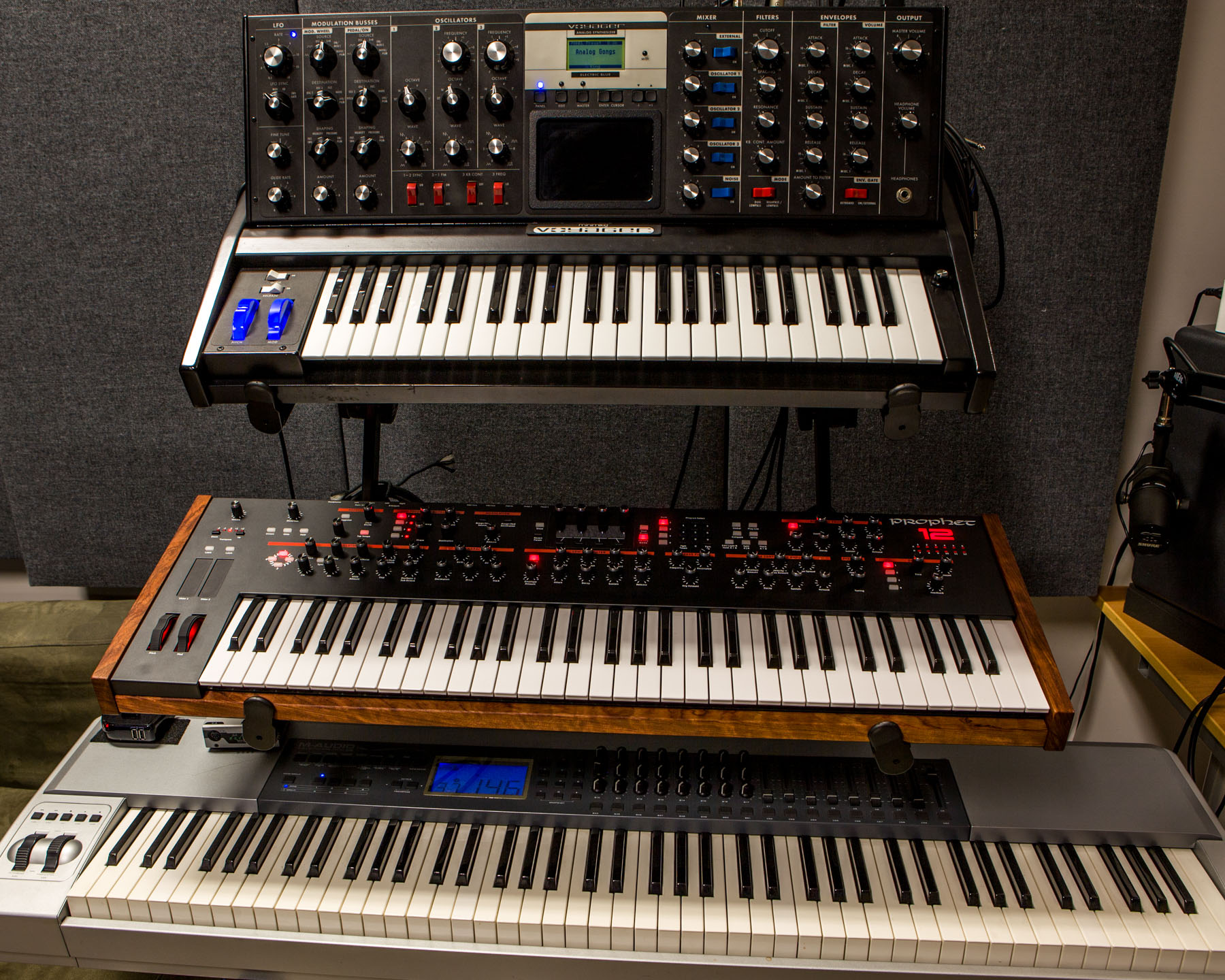 Keyboards – Glyph Musical Arts and Sciences